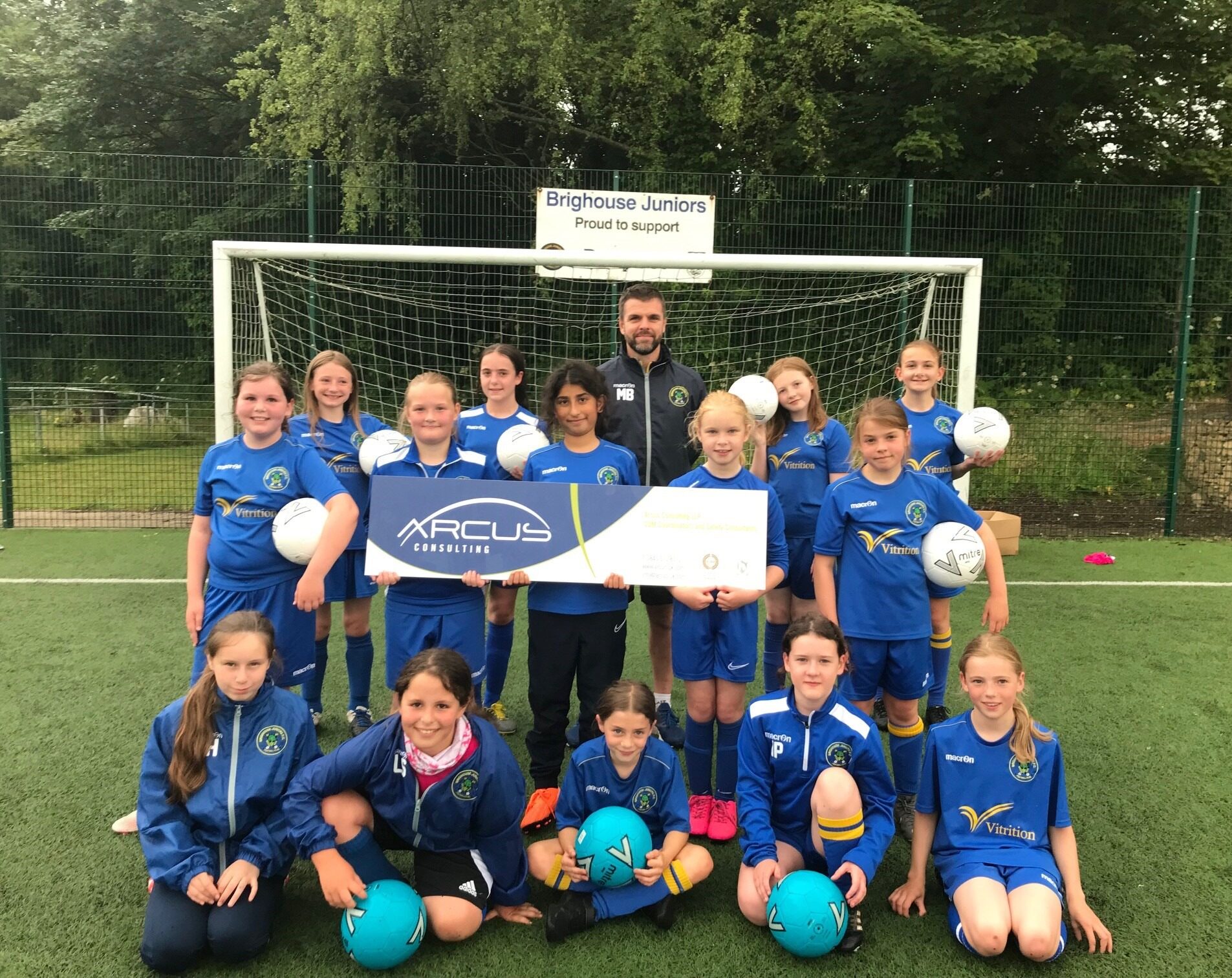 Halifax Girls Football Team - Arcus Consulting